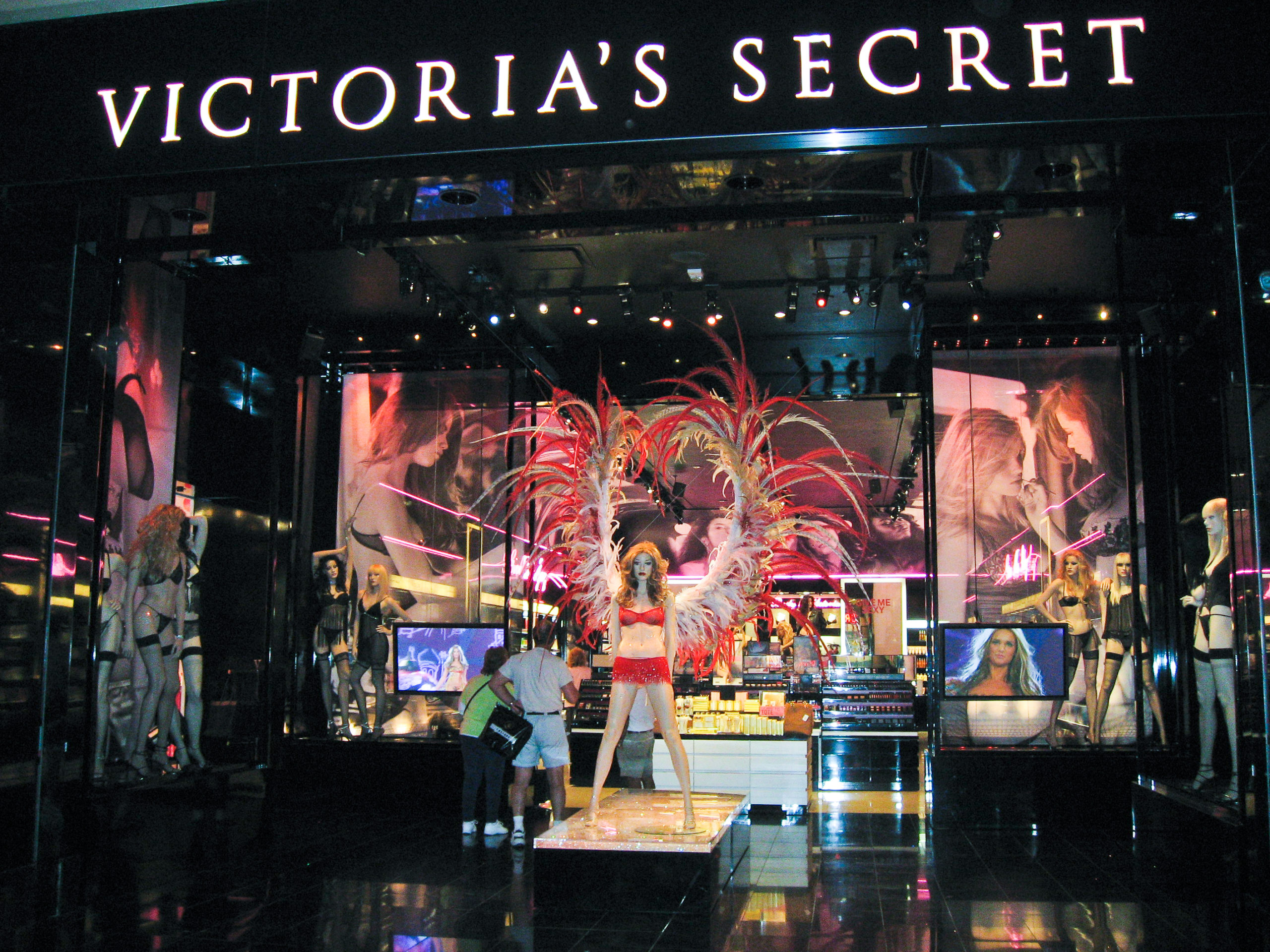 Sycamore Partners Eyes Deal to Purchase Victoria's Secret - DailyAlts